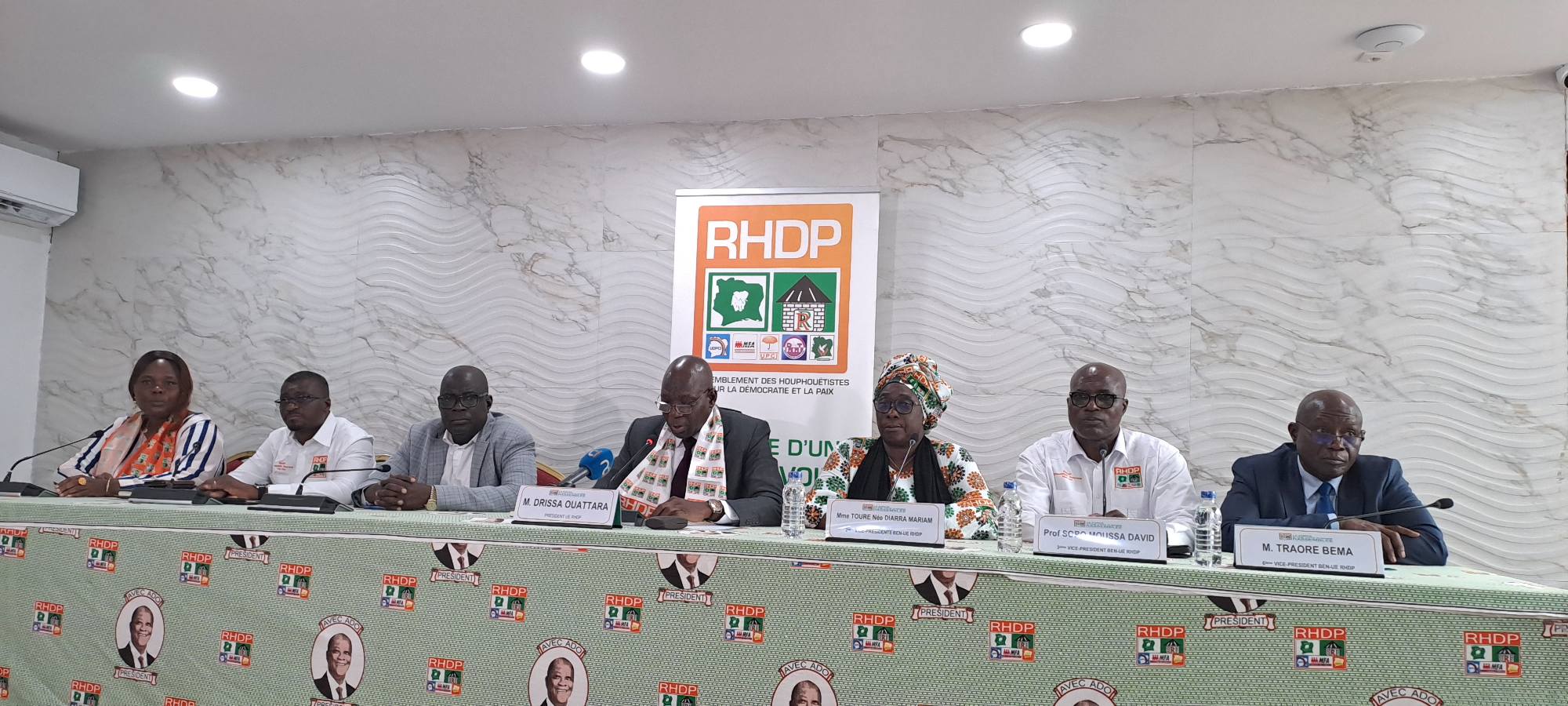 Liste électorale 2025 : le RHDP sensibilise ses jeunes de Kaadé - YECLO.com